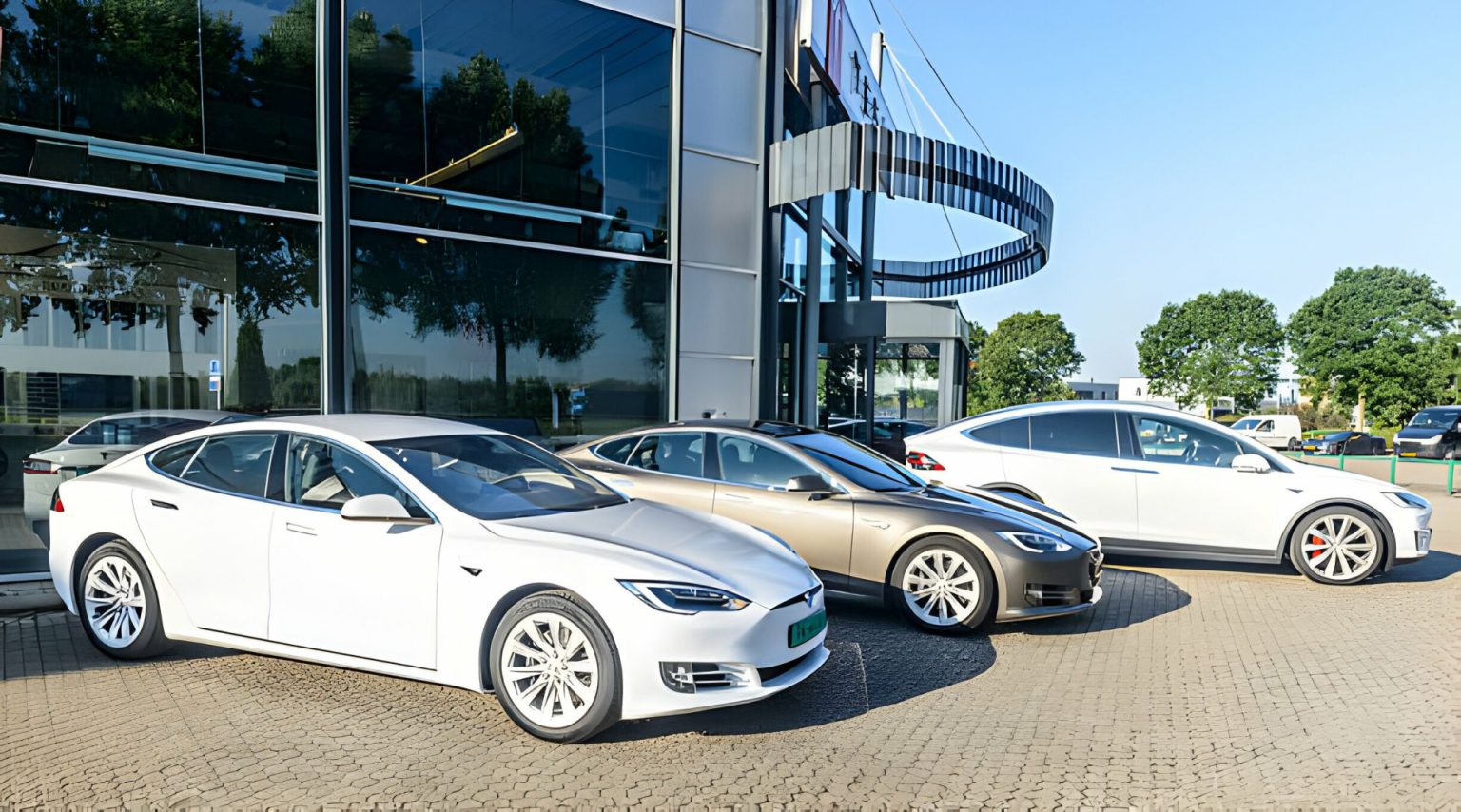 Tesla S, 3, X, Y - wymiary - Tesla Polska
