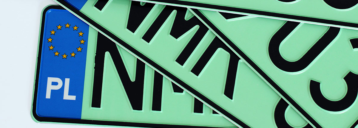 Tablice rejestracyjne. Jak poznać z której części Polski pochodzi pojazd?